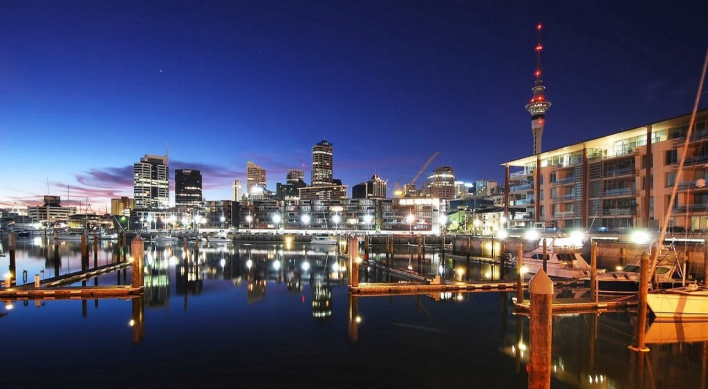 Auckland_viaduct_harbour - Acrossnz - New Zealand Tours and Customized ...